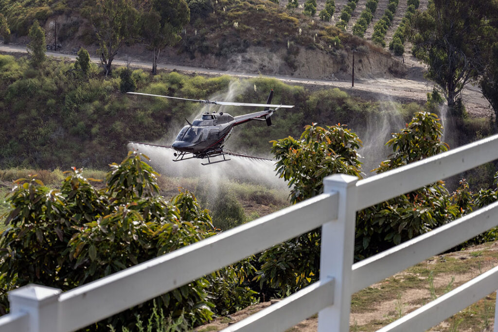 Helicopter Spraying: Efficient Aerial Application for Agriculture ...